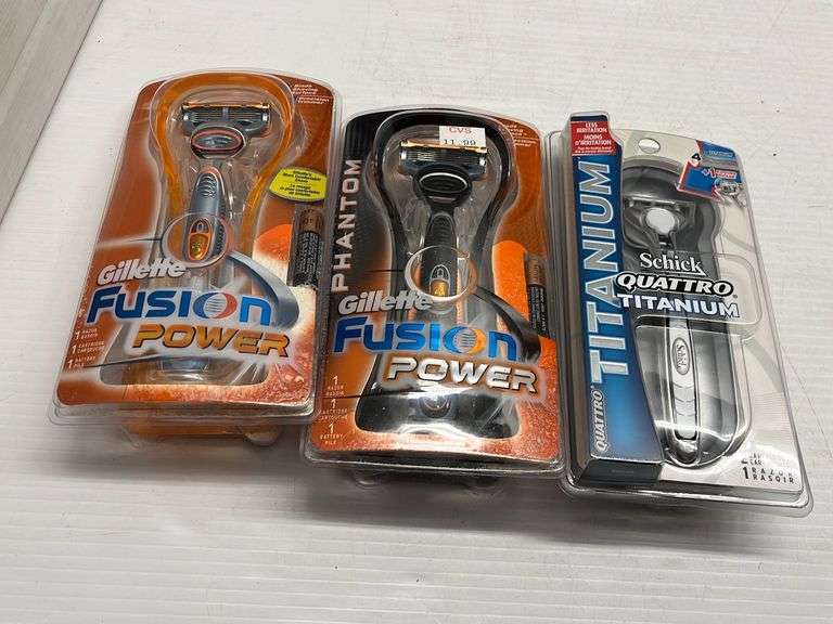 (9) Mens razors, Gillette and Schick, some are battery operated ...