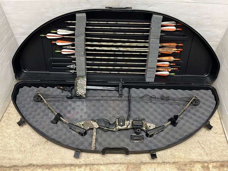 PSE compound bow, 24" draw length, comes with quiver, quick release ...