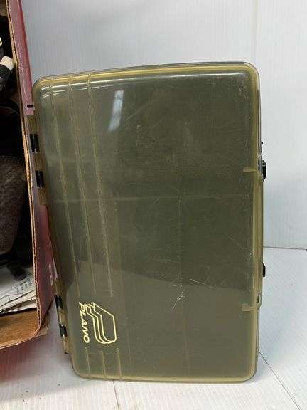 Archery accessory items, include: Allen H.P quiver, new; Youth hip ...