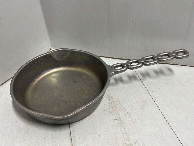 Vintage cast frying pan with chain link handle, 6"Dia, great - Albrecht ...