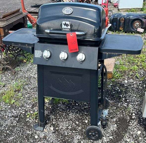 Barbeque grill, 3 burner gas grill, works, used, grill area- 26"L x 15 ...