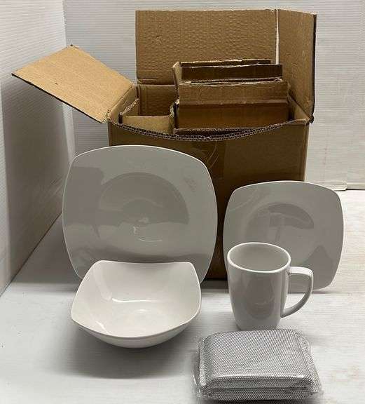 16-Piece dinnerware, up to 6 3/4" x 6 3/4", NIB - Albrecht Auction Service