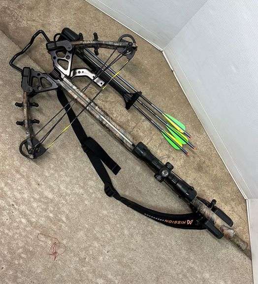 Ten-point XLT Turbo crossbow, shoots arrows at over 350' per second ...
