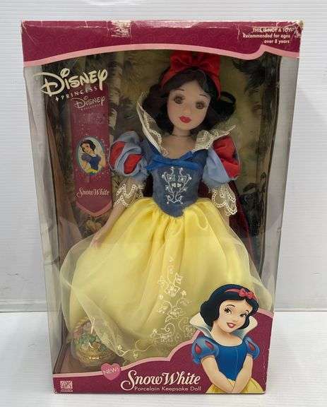 Snow White porcelain doll, box- 17 1/4"H, box has some wear - Albrecht ...