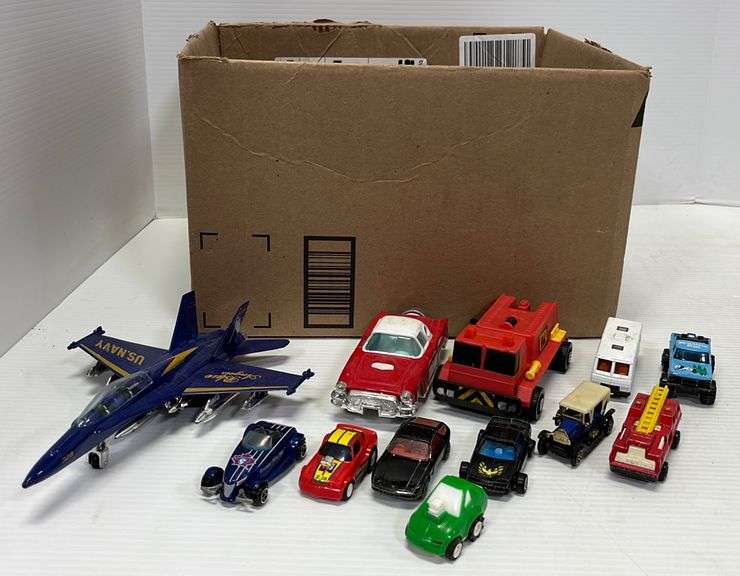 Collectible die-cast models Match Box, airplanes, many different styles ...