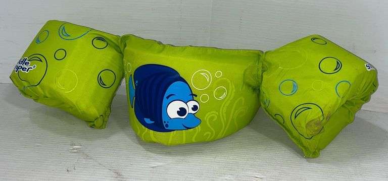 Puddle Jumper by Stearns, Nemo the fish kids swim trainer life vest ...