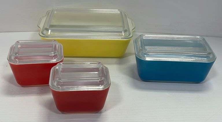 Pyrex primary colors set with lids, 1 1/2-quart, 9.75"W x 3.25"H ...