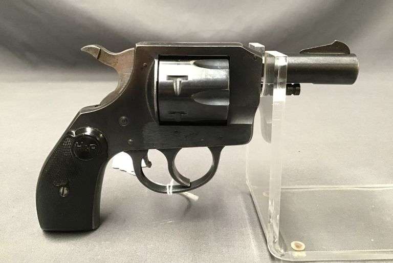H&R Model 732 .32 S&W, 6-Shot Snub Nose Revolver with Original Grips ...