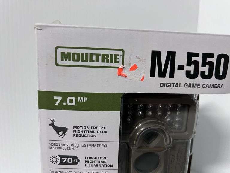 (2) Moultrie M-550 7MP trail cams, used - Albrecht Auction Service