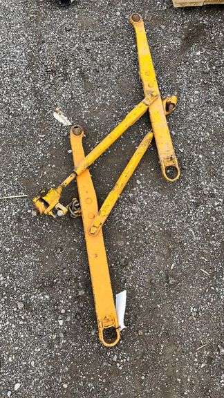 3-Point arms for Ford 445A - Albrecht Auction Service