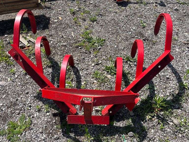 Red 3-point cultivator, 4'W, good - Albrecht Auction Service