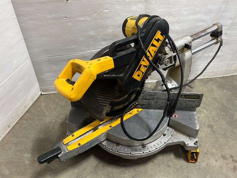 DeWALT DWS709 12" miter saw, good - Albrecht Auction Service
