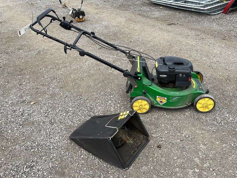 John Deere push mower with bagger, self propelled - Albrecht Auction ...