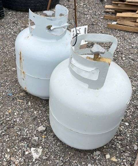 (2) Empty propane tanks, 20 lbs. each, used - Albrecht Auction Service