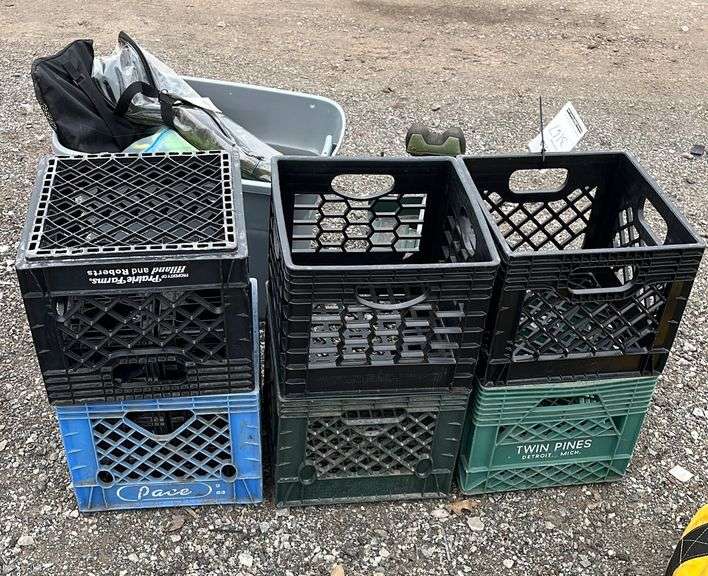 (6) Milk crates, and (2) Coke crates, used - Albrecht Auction Service