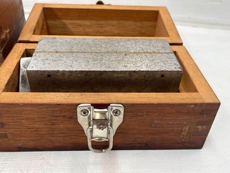 (2) Brown & Sharpe magnetic spacer blocks/parallels, for surface ...