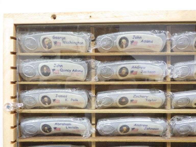 (43) Presidential knife collection in display case, case- 24" x 18 ...