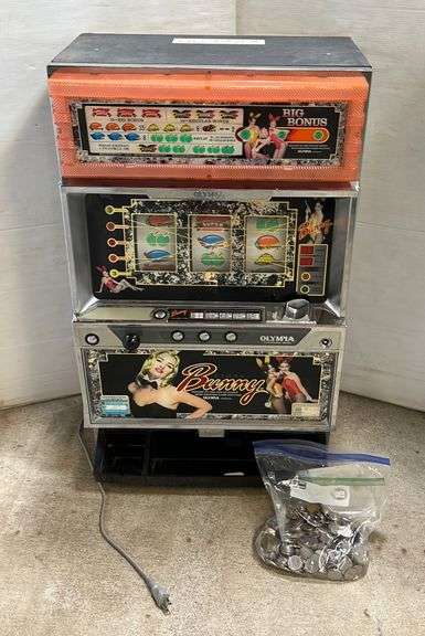 Final bunny slot machine, works well, 19"W x 13"D x 32"H, has tokens ...