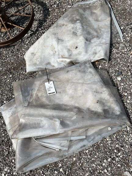 Clear plastic garage door opening covers, fair - Albrecht Auction Service