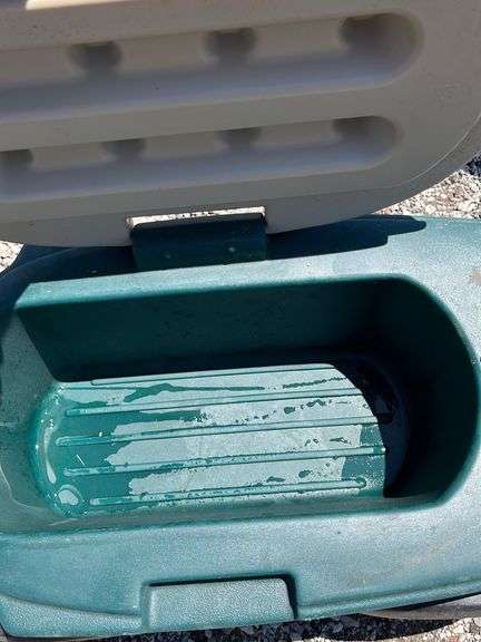 Step 2 garden rolling scooter with storage, Garden sitting or kneeling ...