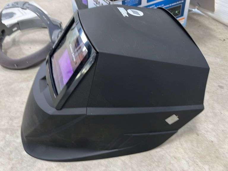Miller Classic series welding helmet, auto darkening, variable shade 8 ...