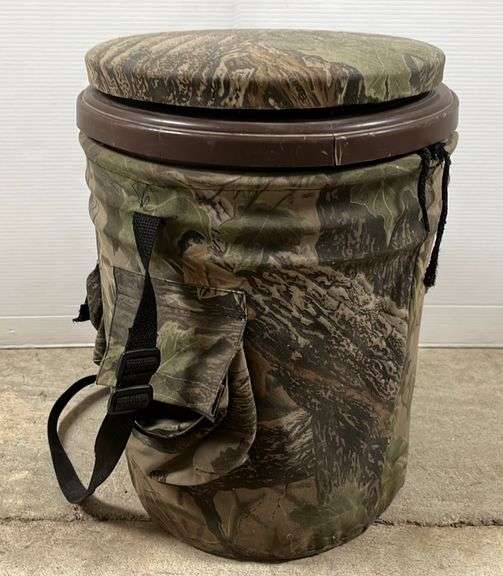 Camo covered swivel hunting bucket storage stool, 17"H, good - Albrecht ...