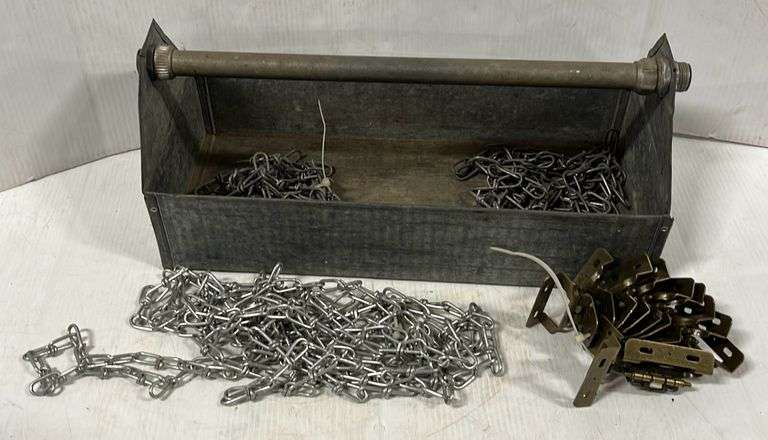 Metal toolbox with chains, box- 18"W x 8 1/2"D x 9"H - Albrecht Auction ...