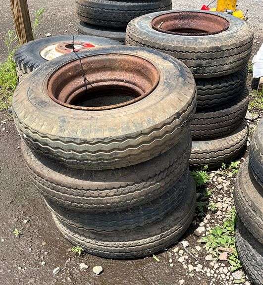 (8) Mobile home rims - Albrecht Auction Service