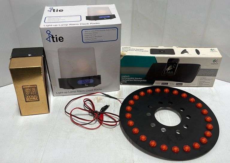 Light-up lamp alarm clock radio, rechargeable speaker, LogiTech, Star ...