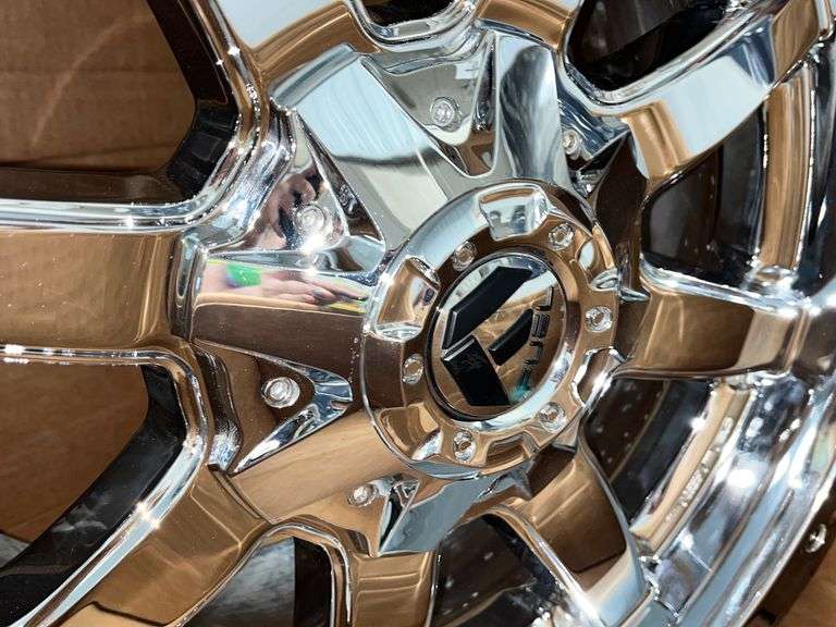 18" Fuel D536 Maverick wheels/rims, 9"W, offset and offroad, combo ...