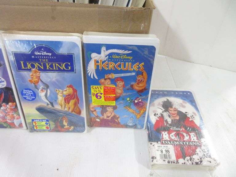 (32) Disney movies, include: Pinocchio Masterpiece Collection, Peter ...