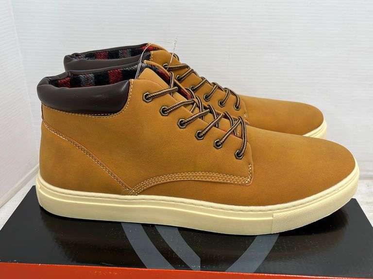 Deer stag boots, size 12, tan leather, new - Albrecht Auction Service