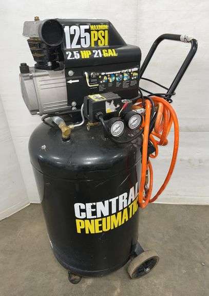 Central Pneumatic 125 PSI 2.5 HP, 21-gallon air compressor, great ...