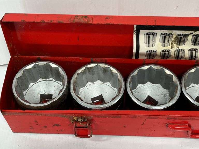 9-Piece 3/4" drive, S.A.E. jumbo socket set, includes: 2 1/2, 2 7/16, 2 ...