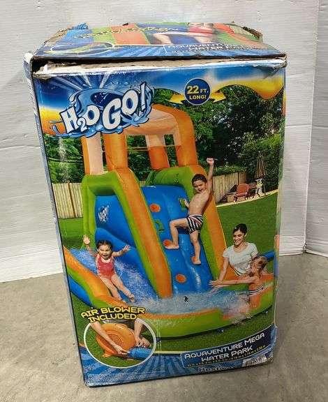 H2O Go 22'L Inflatable waterpark, used once - Albrecht Auction Service