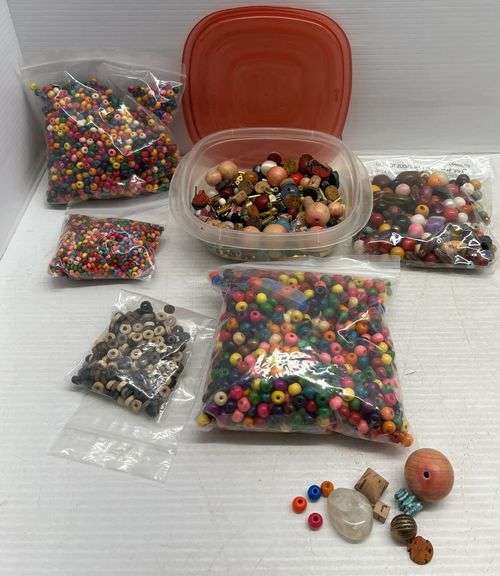 Hundreds of new wood beads for crafting jewelry, and more, different ...