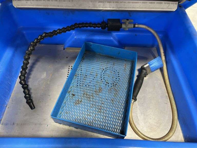 Hot/Cold parts cleaner, 36"W x 42"H, like new - Albrecht Auction Service