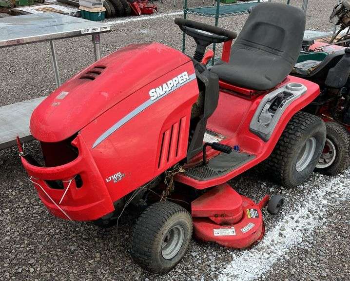 Old snapper riding lawn mower, for parts or repair, unknown, as is ...