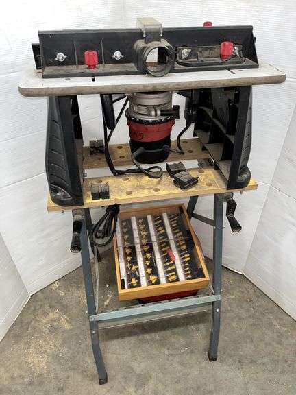 Workman table, mounted with Craftsman router table and router with a ...