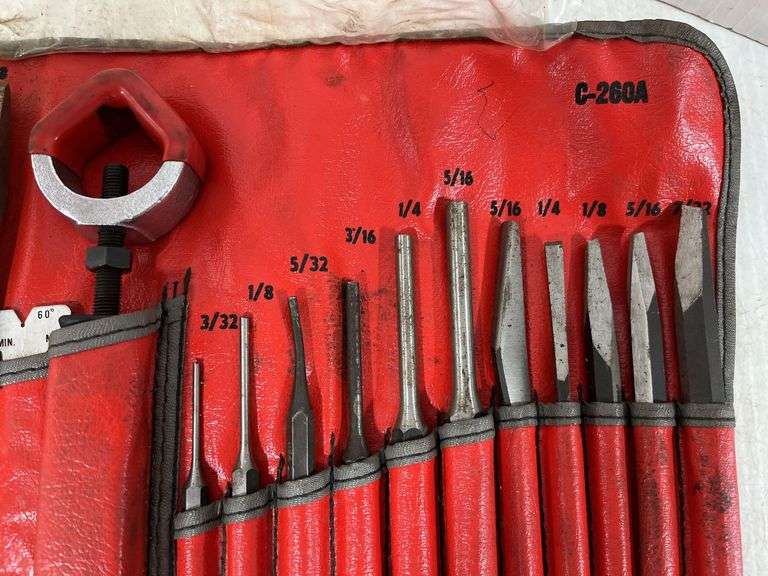 Snap-On punch and chisel set, No. PPC-260-AK, missing large center ...