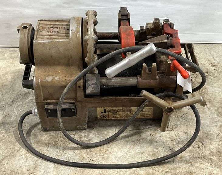 RIDGID 1215 pipe threading machine, 20"W x 16"H, chuck up to 1 1/2 ...