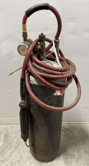 Small portable acetylene torch tank with torch for soldering or brazing ...
