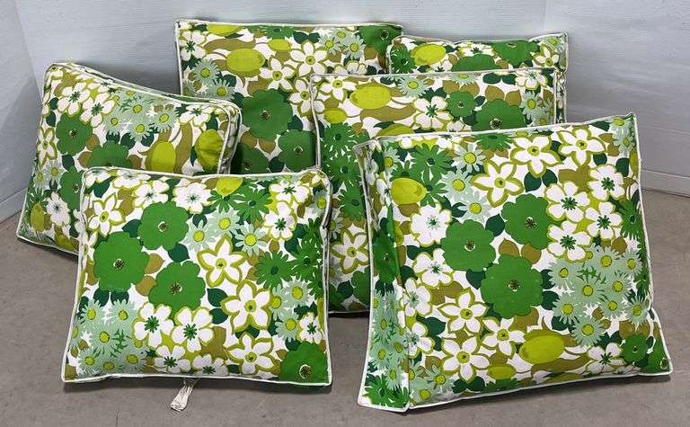(6) Older vinyl floral outdoor patio cushions, 1970s retro, up to 21" x ...