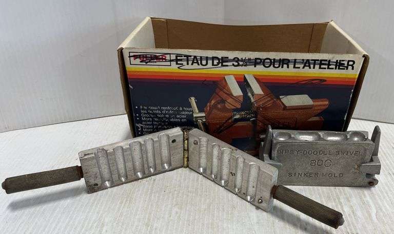 (5) Fishing sinker molds, include: 3- Aluminum, 1- Cast iron, and 1 ...