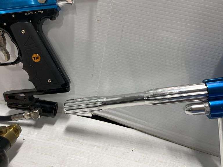 Blue Viewloader VL Orion .68 caliber paintball gun with Blue Boss gun ...