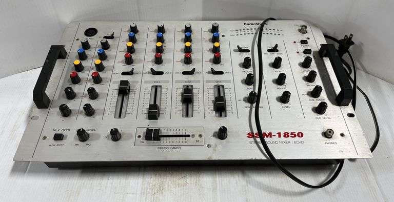 Radio Shack SSM-1850 stereo sound mixer/echo, 19"W x 11"D x 3 1/2"H ...