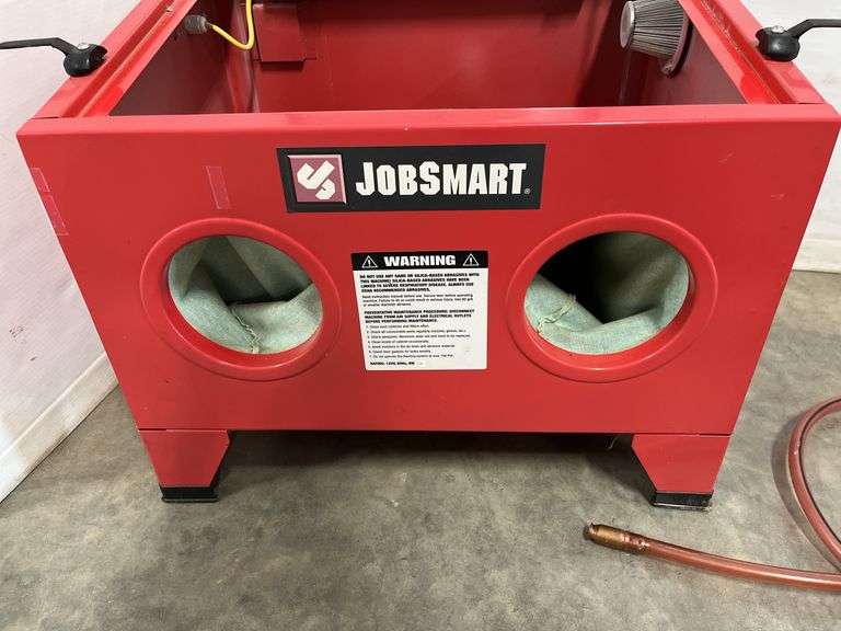 Jobsmart sandblaster unit with spray gun, gauge, light, comes with ...