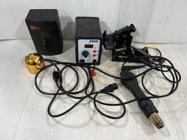 Metcal SP200 soldering station complete with two tips, stand, wire ...