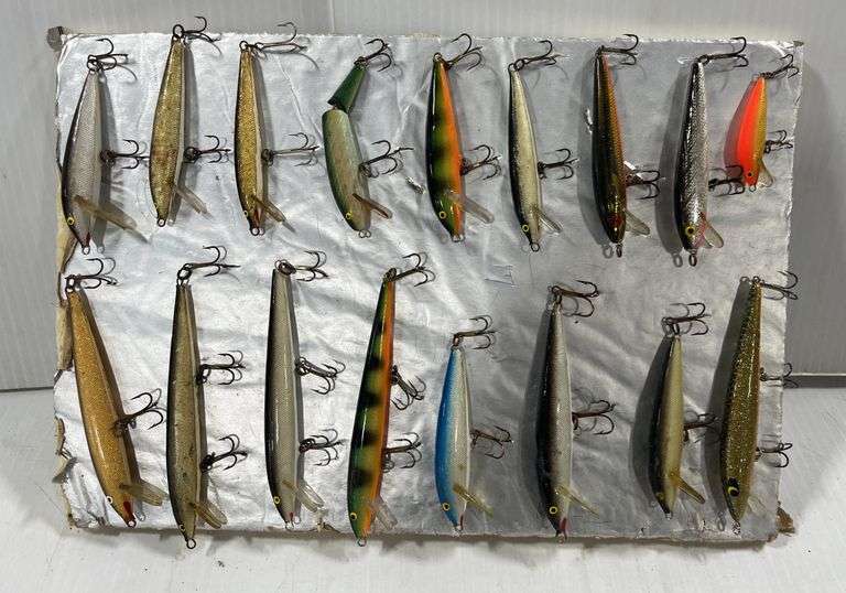 (17) Fishing lures, good - Albrecht Auction Service