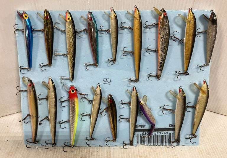 (18) Rapala type lures, not all Rapala, 3 1/4" to 5", sharp hooks ...